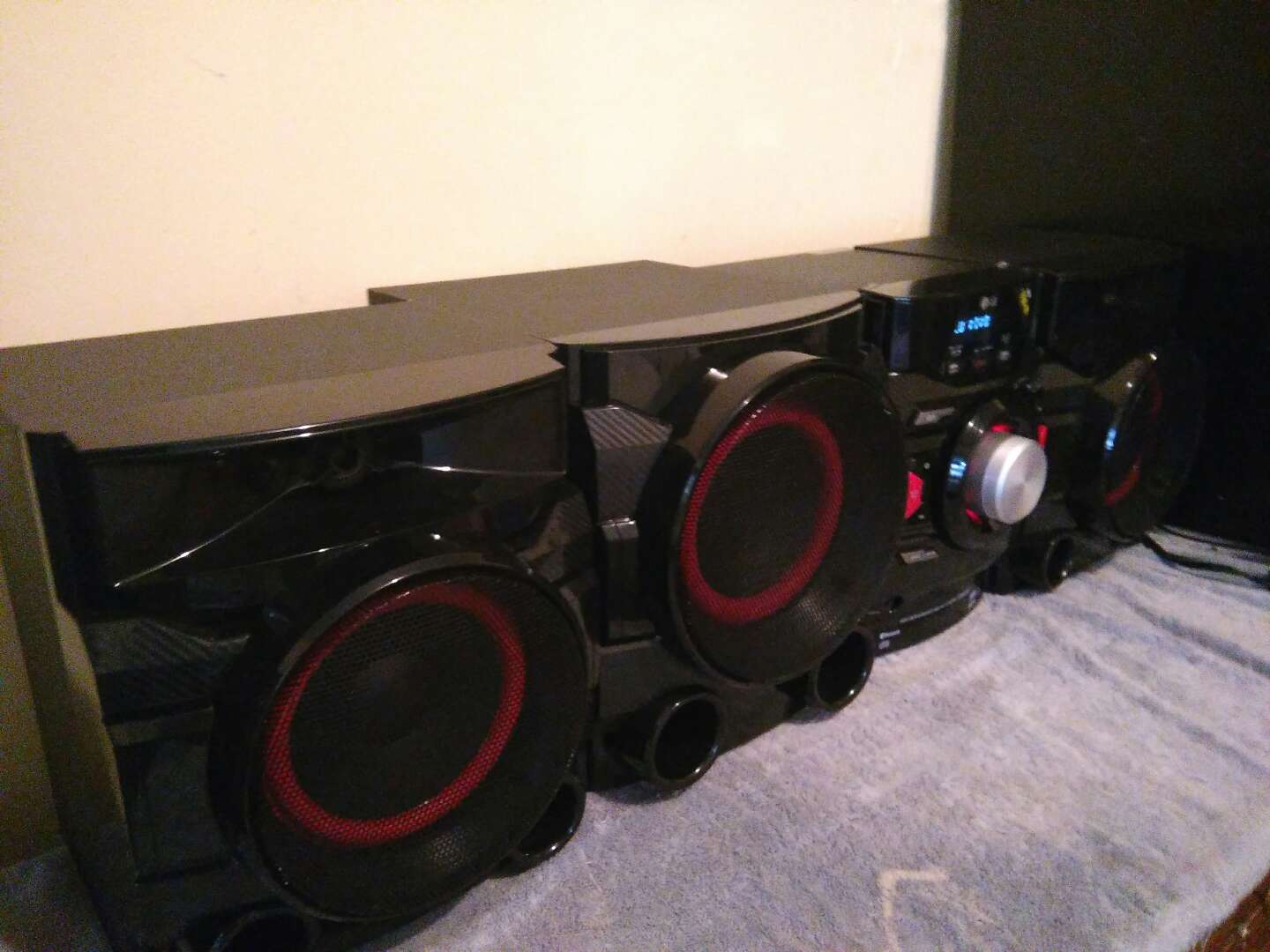 Equipo de sonido LG 700 W Blutud radio cd auto dj lati. Etc for sale in ...