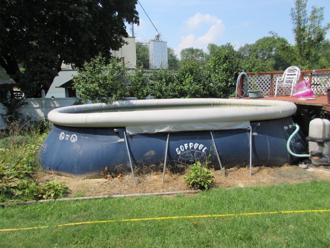 17x32 16,000 gallon SofPool & pump system for sale in East Berlin, PA ...