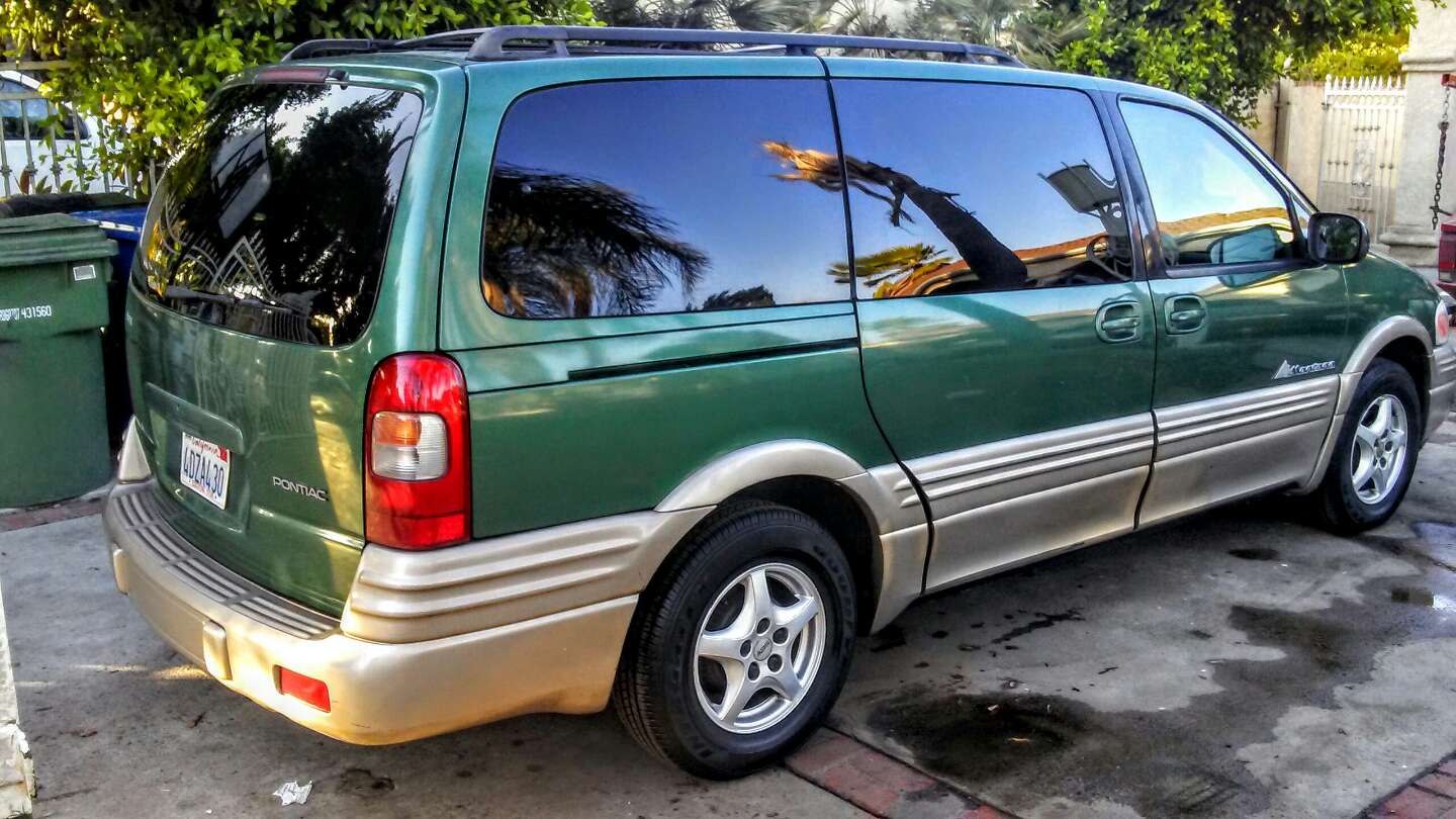 99 Pontiac MIni Van for sale in Van Nuys, CA - 5miles: Buy and Sell